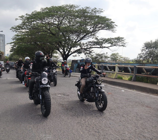 Yamaha XSR 155 Untuk Touring Eksplorasi Tempat Wisata, Cocok Banget ...